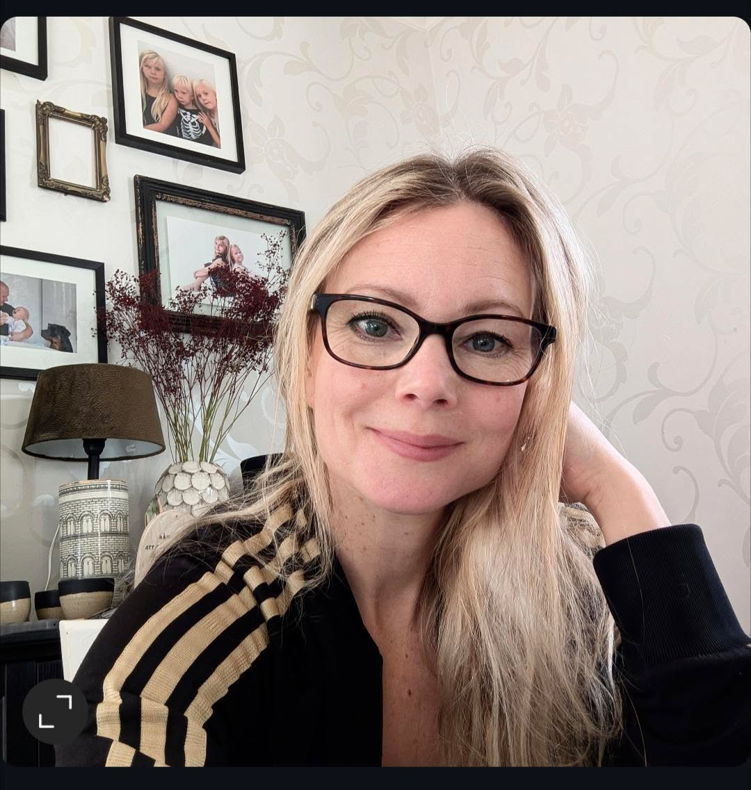 Emelie Wedhäll - konstgjutare på Vadstena Konstgjuteri och illustratör ...